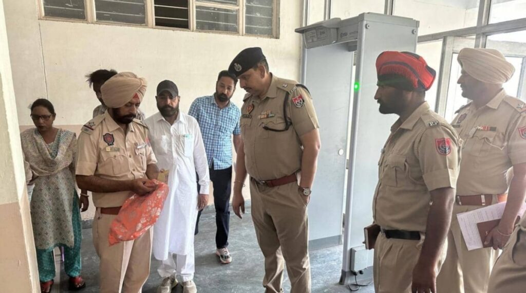 Checking by Police : पंजाब पुलिस ने राज्यभर के जिला और उप-मंडल