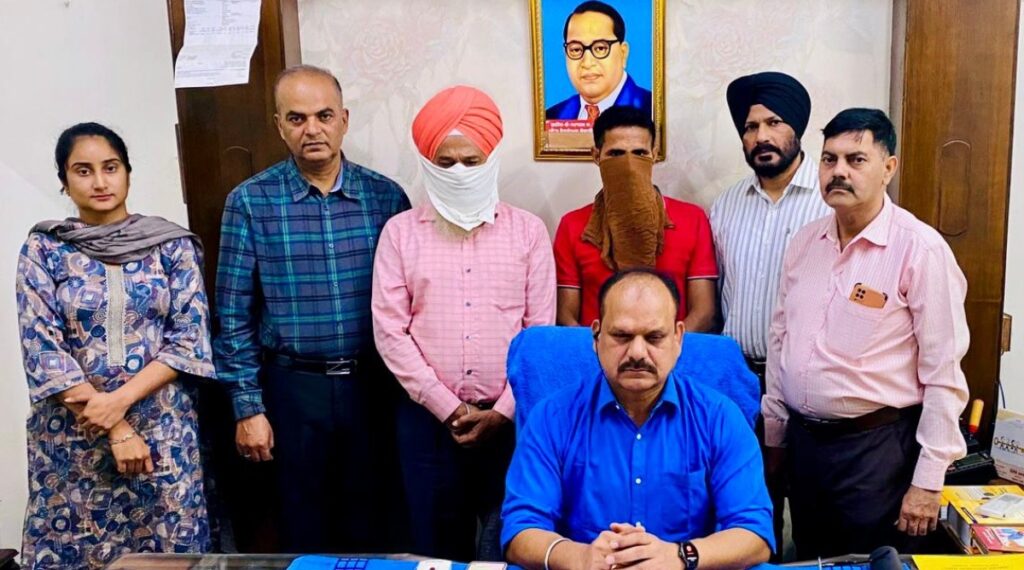 Two accused arrested : वेतनों में 36 लाख रुपये का घोटाला करने के